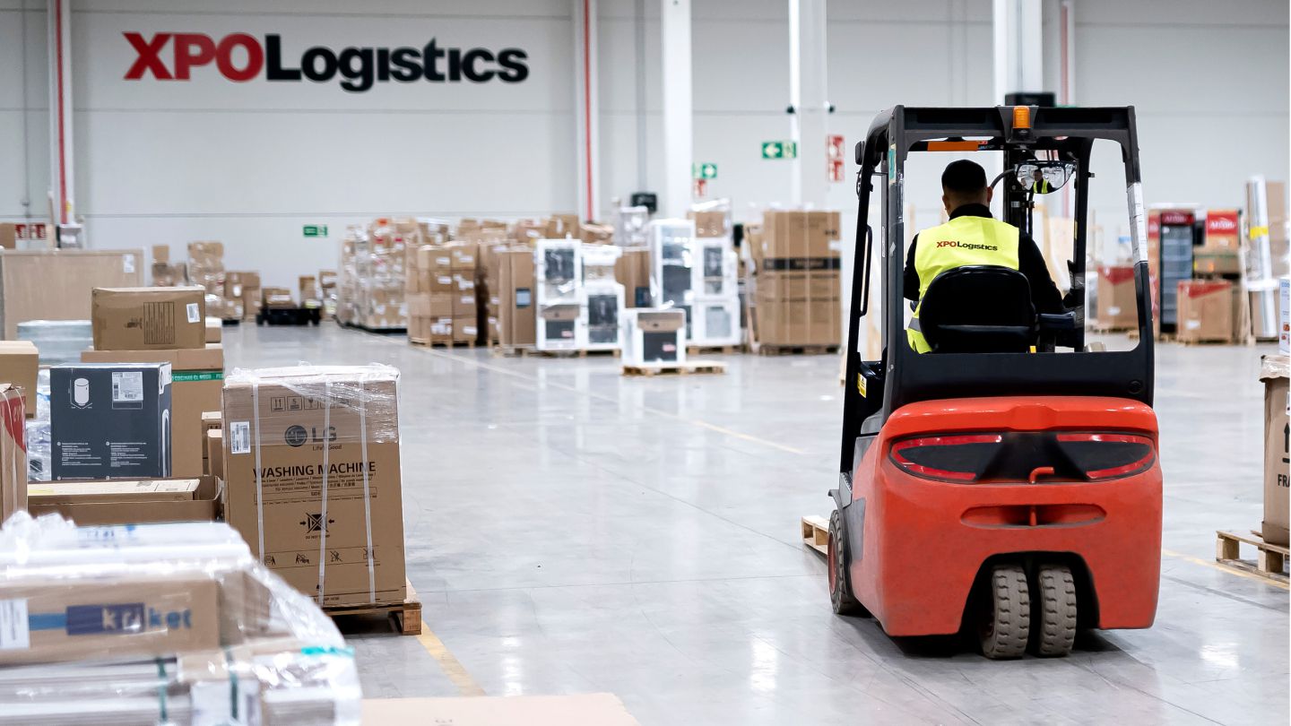 XPO expands its distribution and last mile delivery capabilities with ...