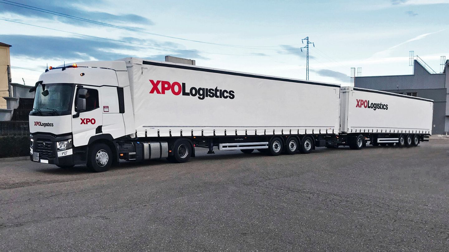 XPO Logistics impulsa el transporte de alta capacidad con 22 remolques dúo en España para ...