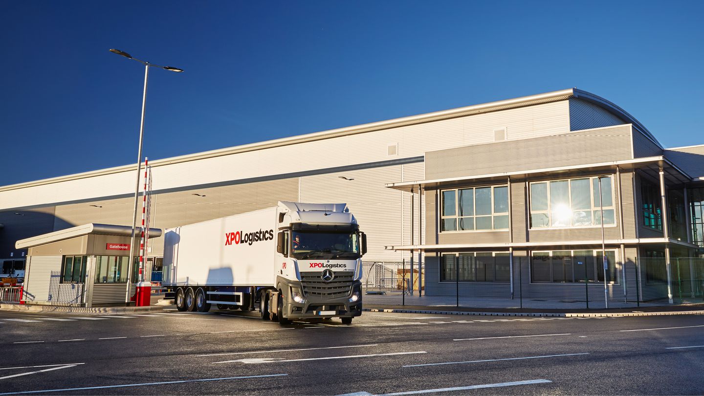 XPO Logistics Expands Overnight Retail Distribution Service in the UK ...