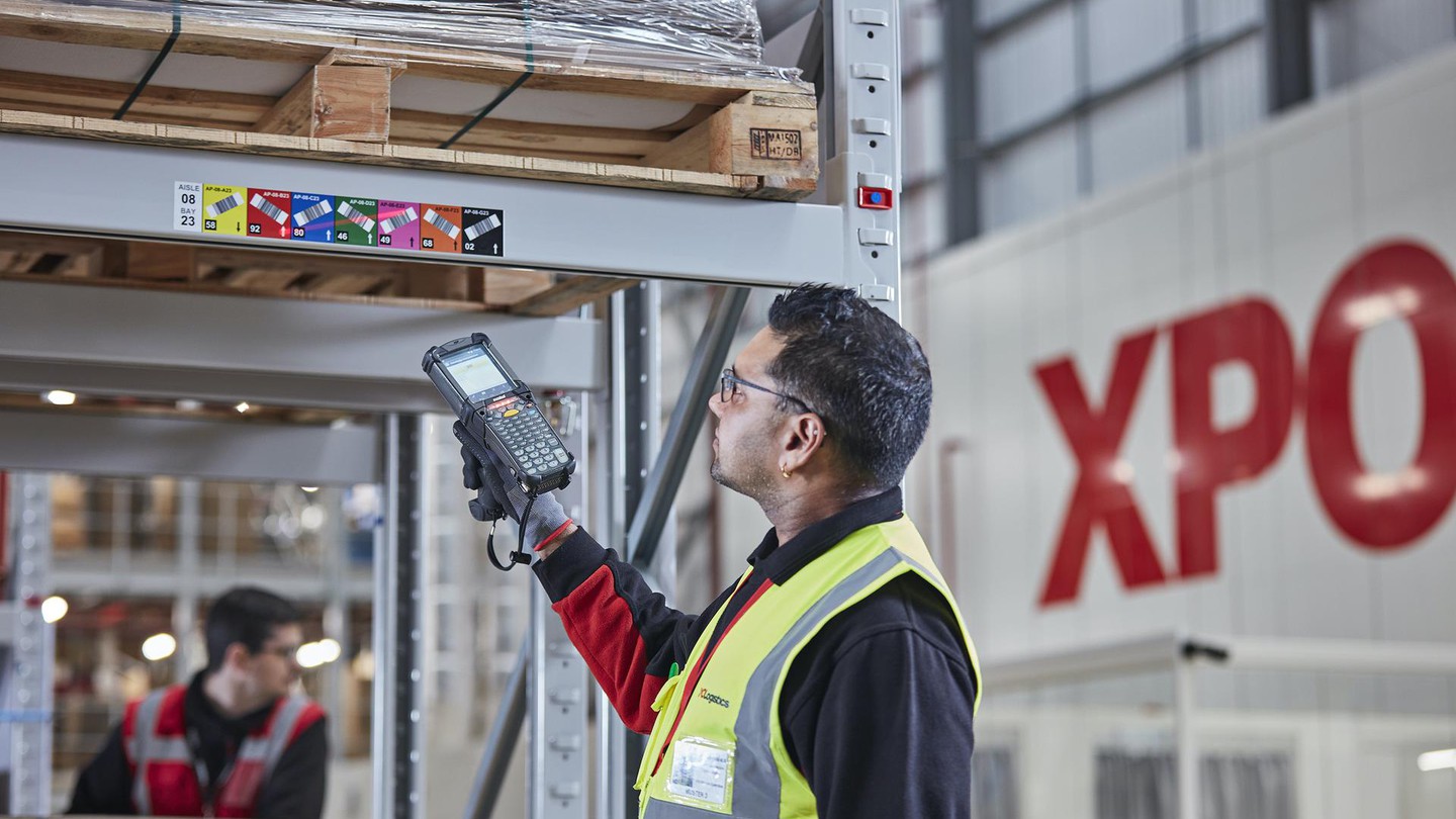 XPO Logistics Wins UK Contract with Pearson